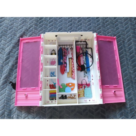 Mattel | Toys | 28 Mattel Barbie Fashionistas Ultimate Portable Closet ...